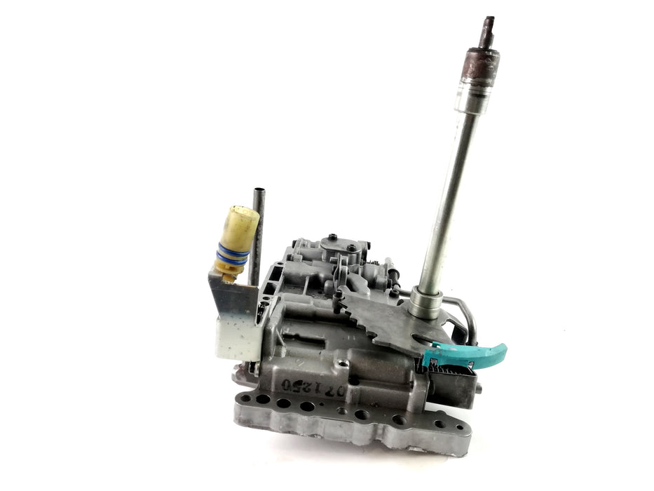 Cuerpo de válvula usado Lock-up con 3 tubos A413 A470 A670 — Sun ...